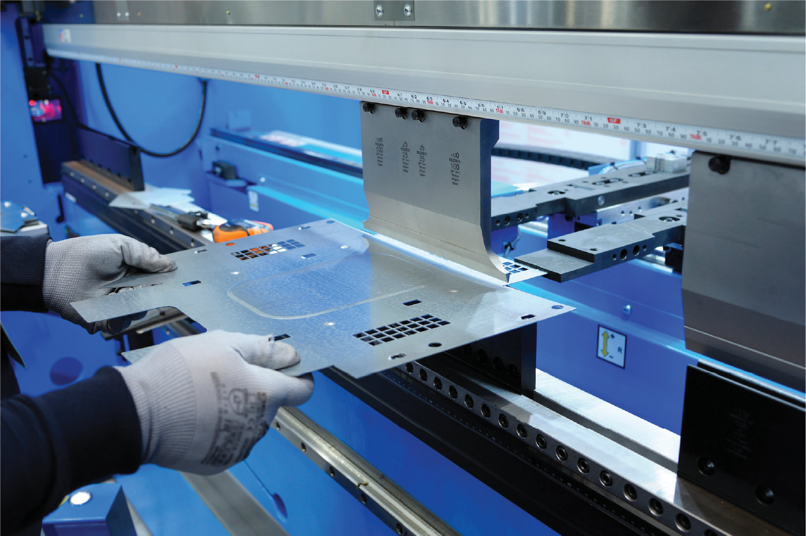 Fabrication Machinery - U-Tech CNC